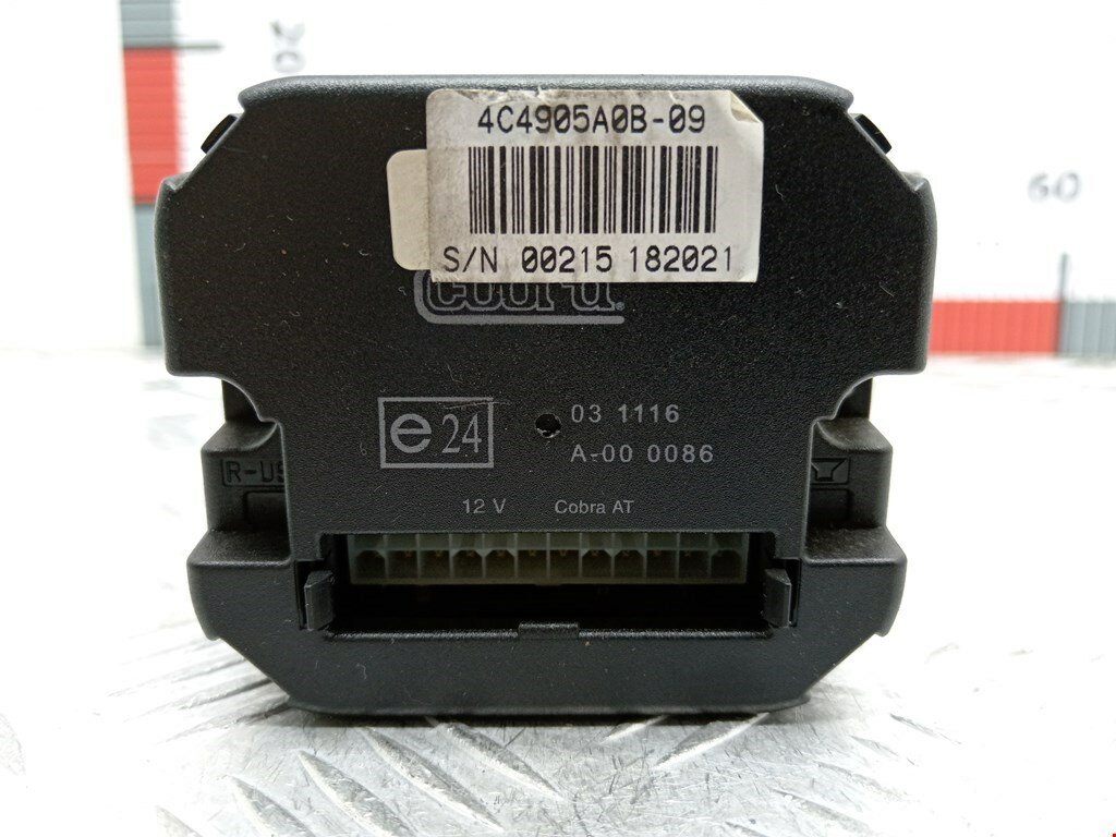 Блок управления парктрониками Peugeot 4007 4C4905A0B09 арт. 1797230