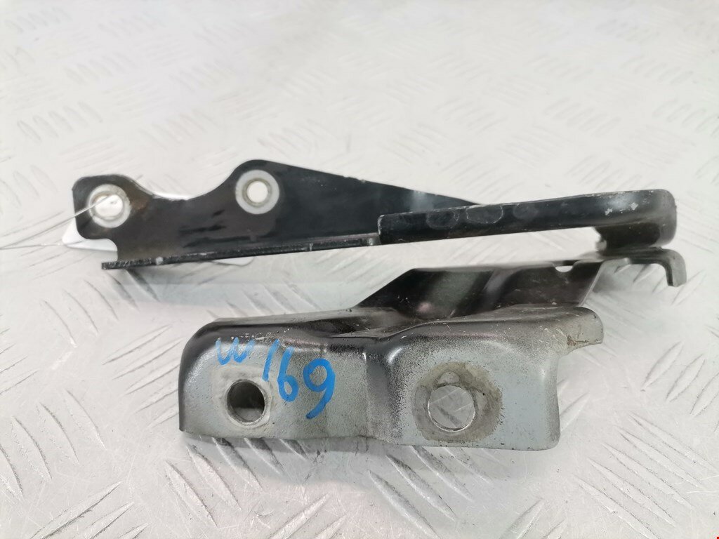 Петля капота правая Mazda CX-3 (DK) D10E52410 арт. 1764757