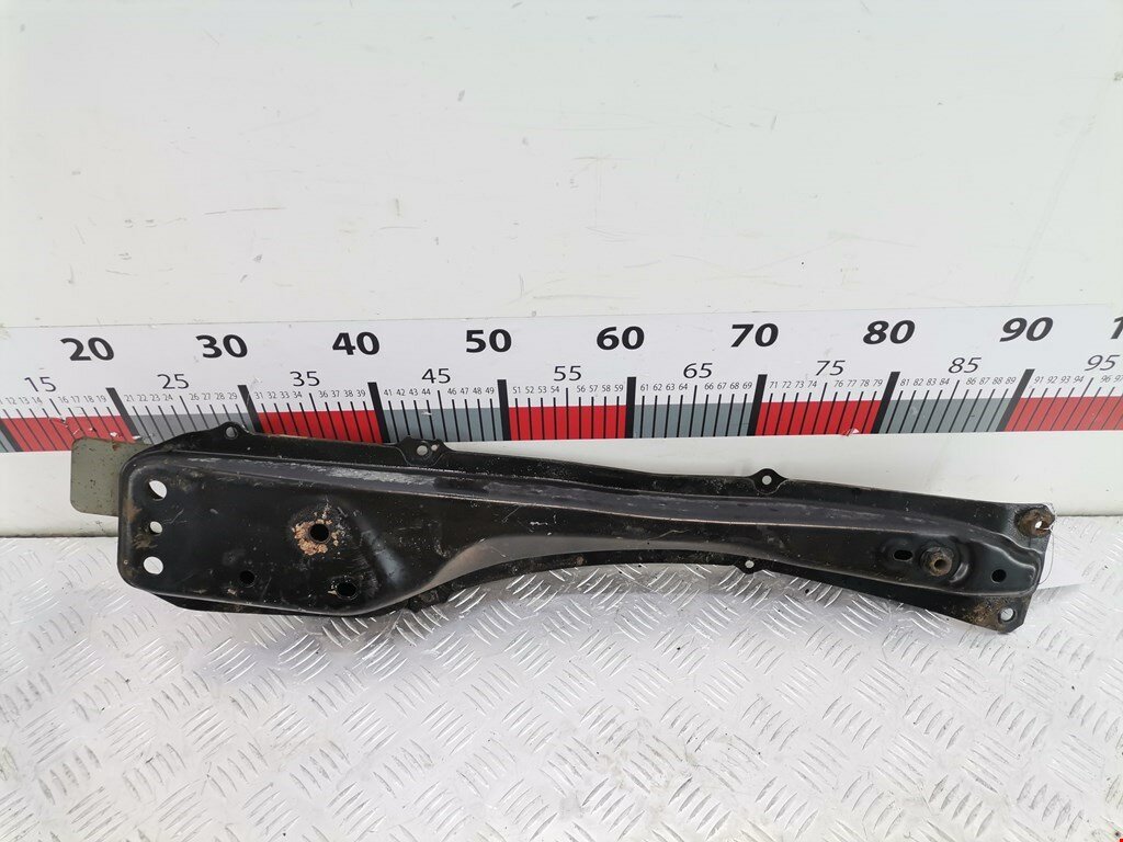 Балка передняя продольная Toyota Corolla 9 5120402041 арт. 1779132
