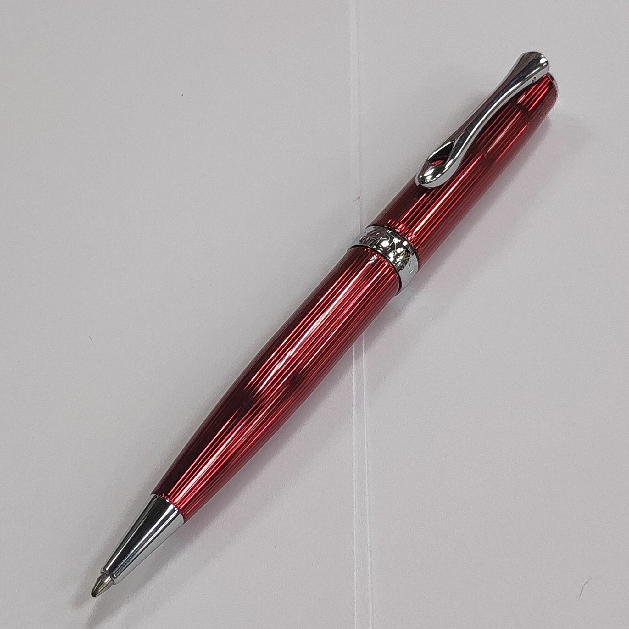 Ручка шариковая В подарочной упаковке DIPOLMAT "EXCELLENCE A2" Skyiline Red