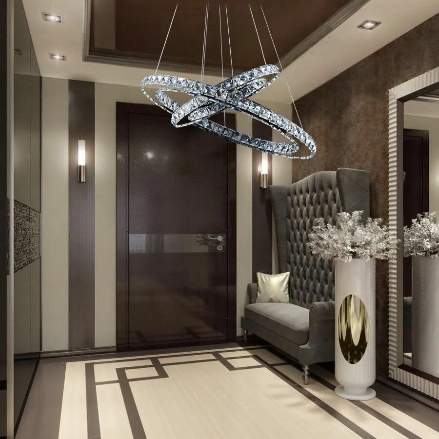 Люстра подвесная светодиодная с кристаллами овальная, длина 65 см, хром