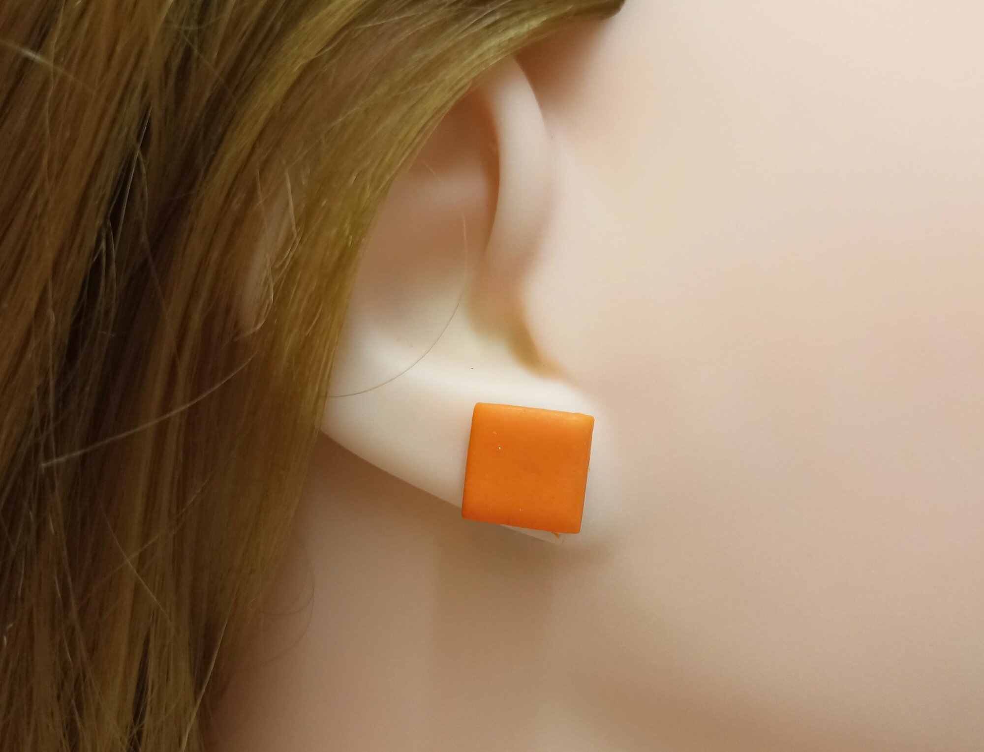 Серьги пусеты