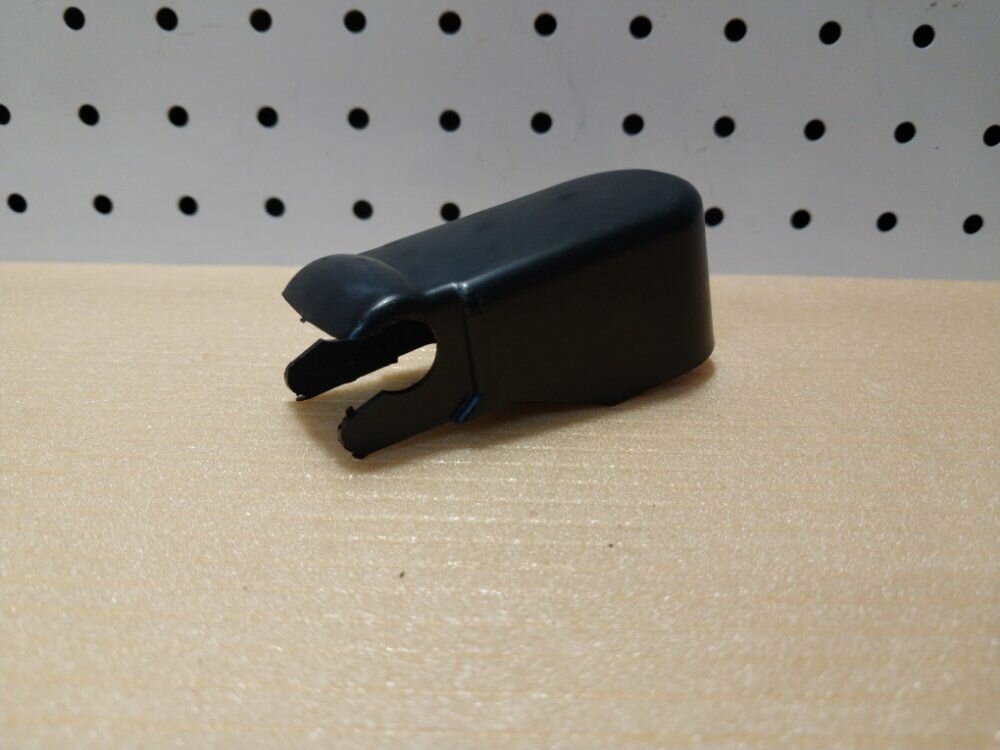 Защитный колпачок поводка дворников стеклоочистителя для грузовых автомобилей Вольво ФШ ФМ ФМХ (Volvo Fh Fm Fmx)