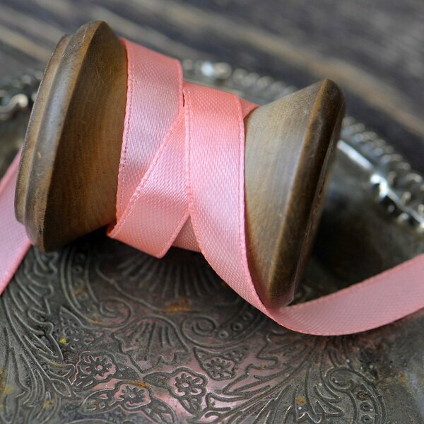 Лента атласная 44 м для вышивки / рукоделия / декора, цвет розовый фламинго, ширина 10 мм