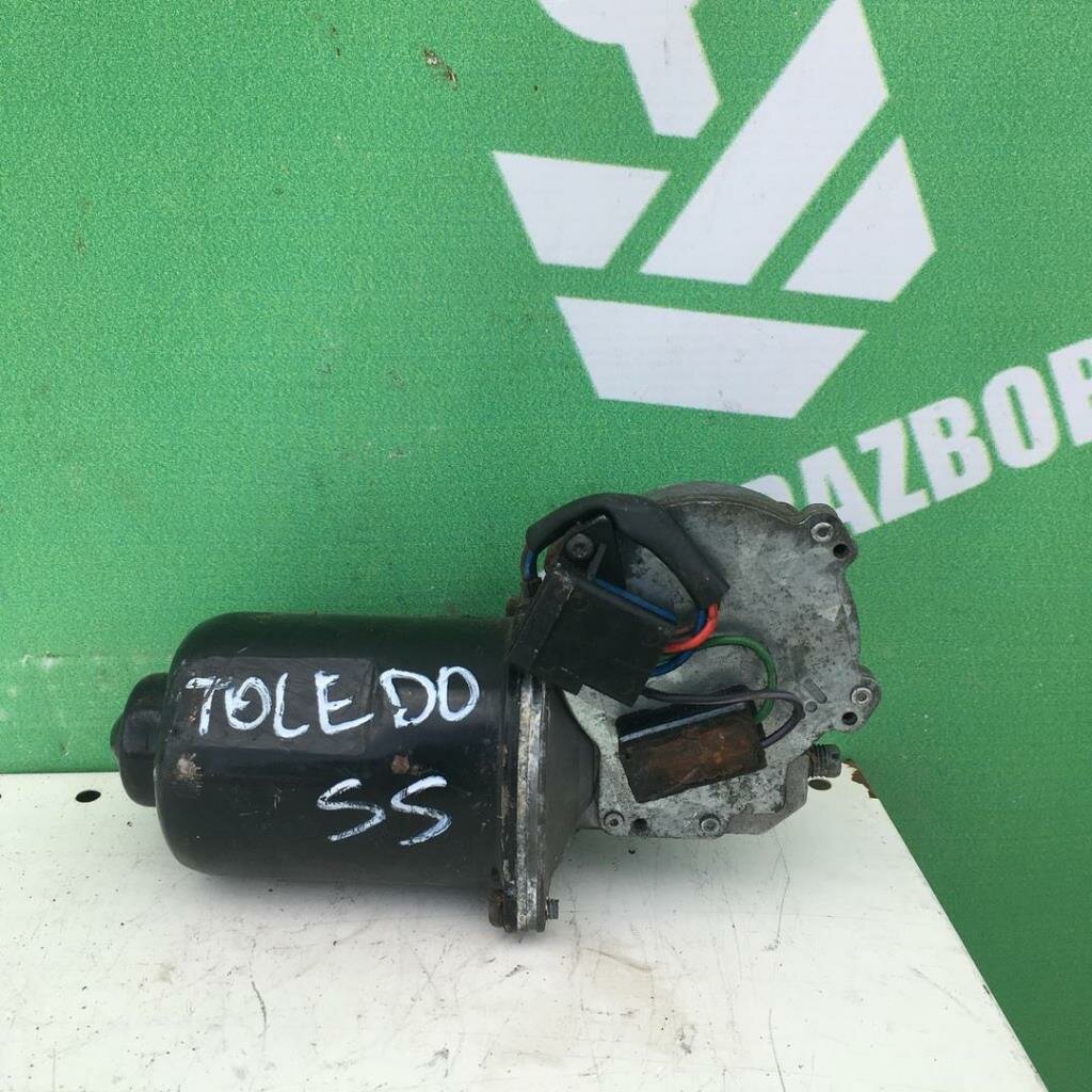 Моторчик стеклоочистителя передний Seat Toledo 2 1999-2006