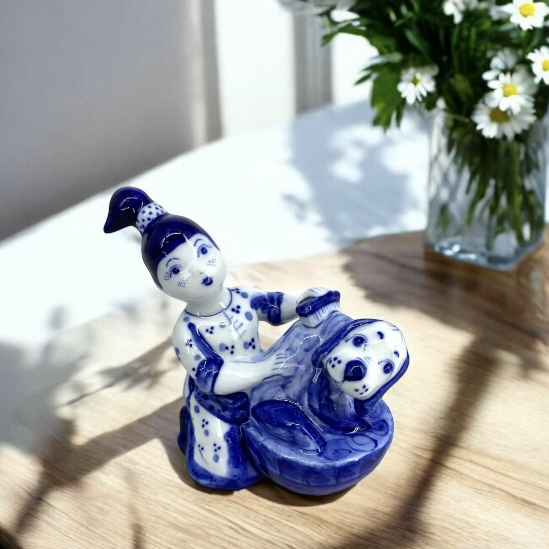 Фарфоровая статуэтка "Девочка с собакой" 9,6 см гжель фарфор ручная работа