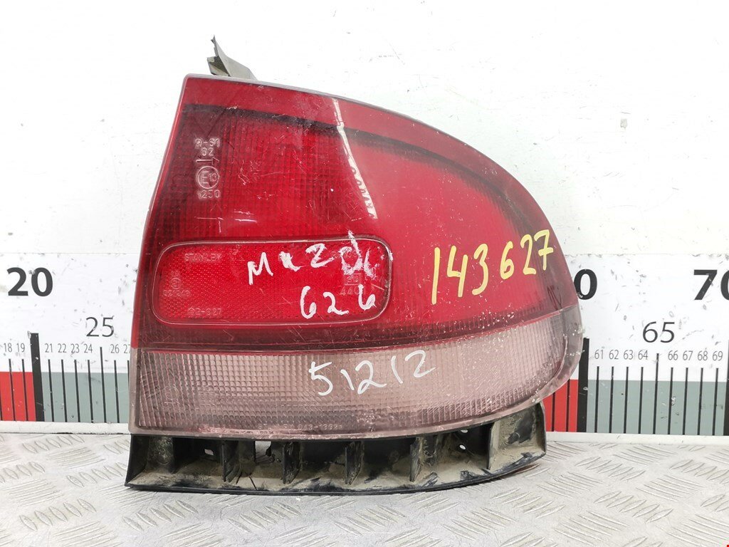 Фонарь задний правый Mazda 626 GE 0431395 арт. 2196996