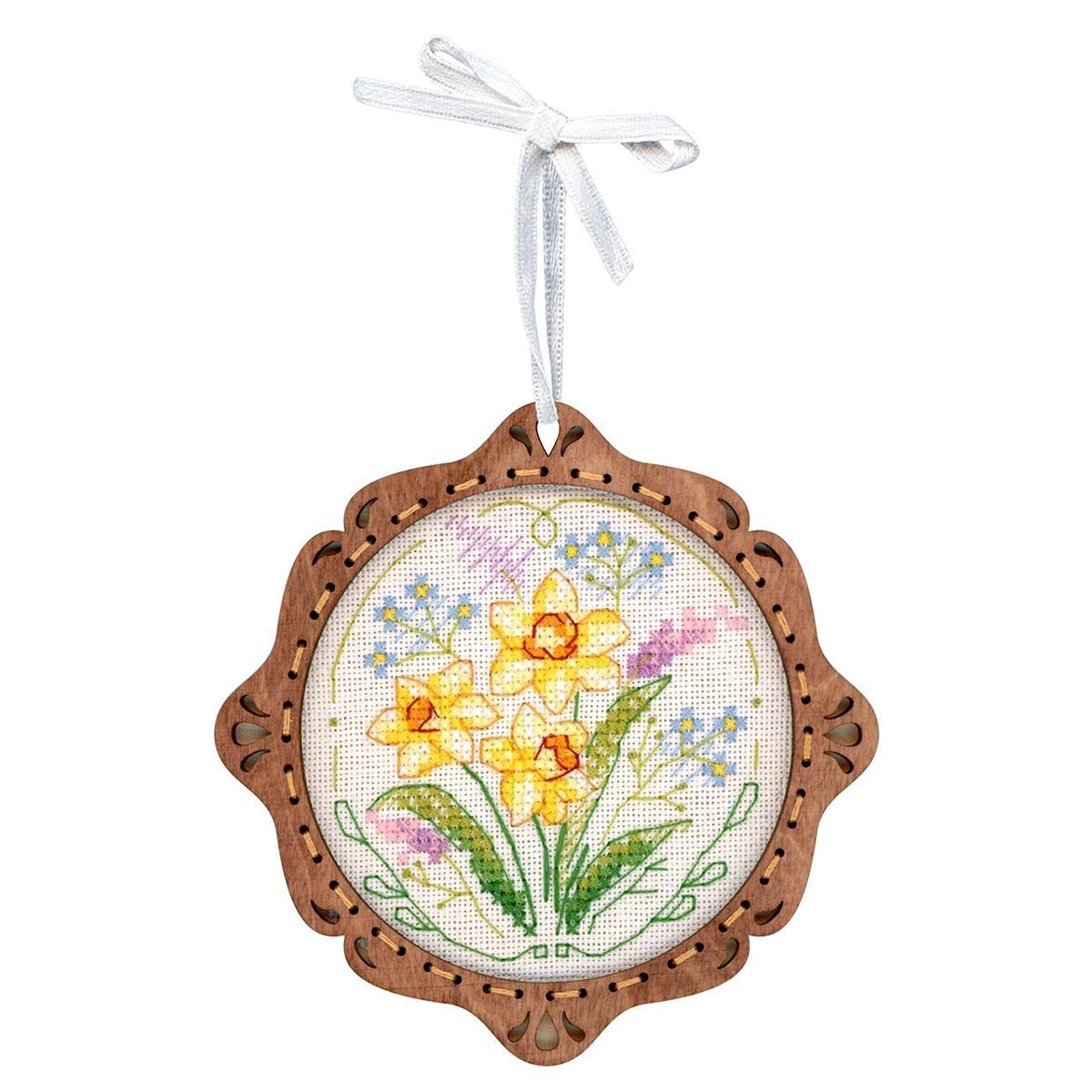 Набор для вышивания на деревянной основе 'Миниатюра. Весенние цветы', 11*11 см, МП Студия