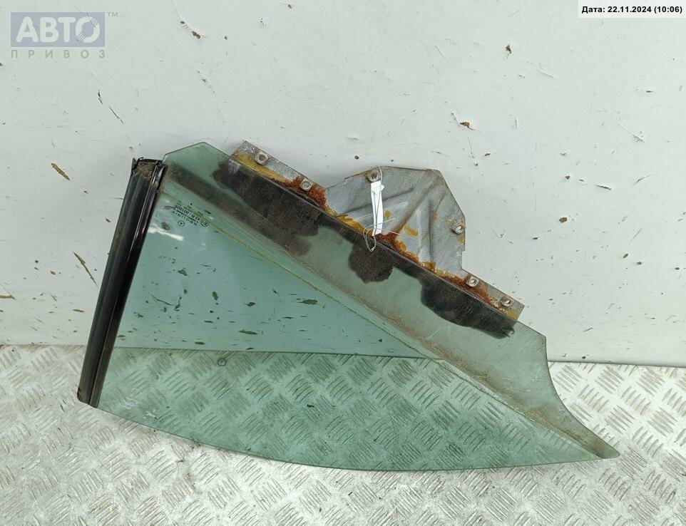 Стекло кузовное боковое заднее правое Mercedes CLK-CLass C208 (1997-2002)