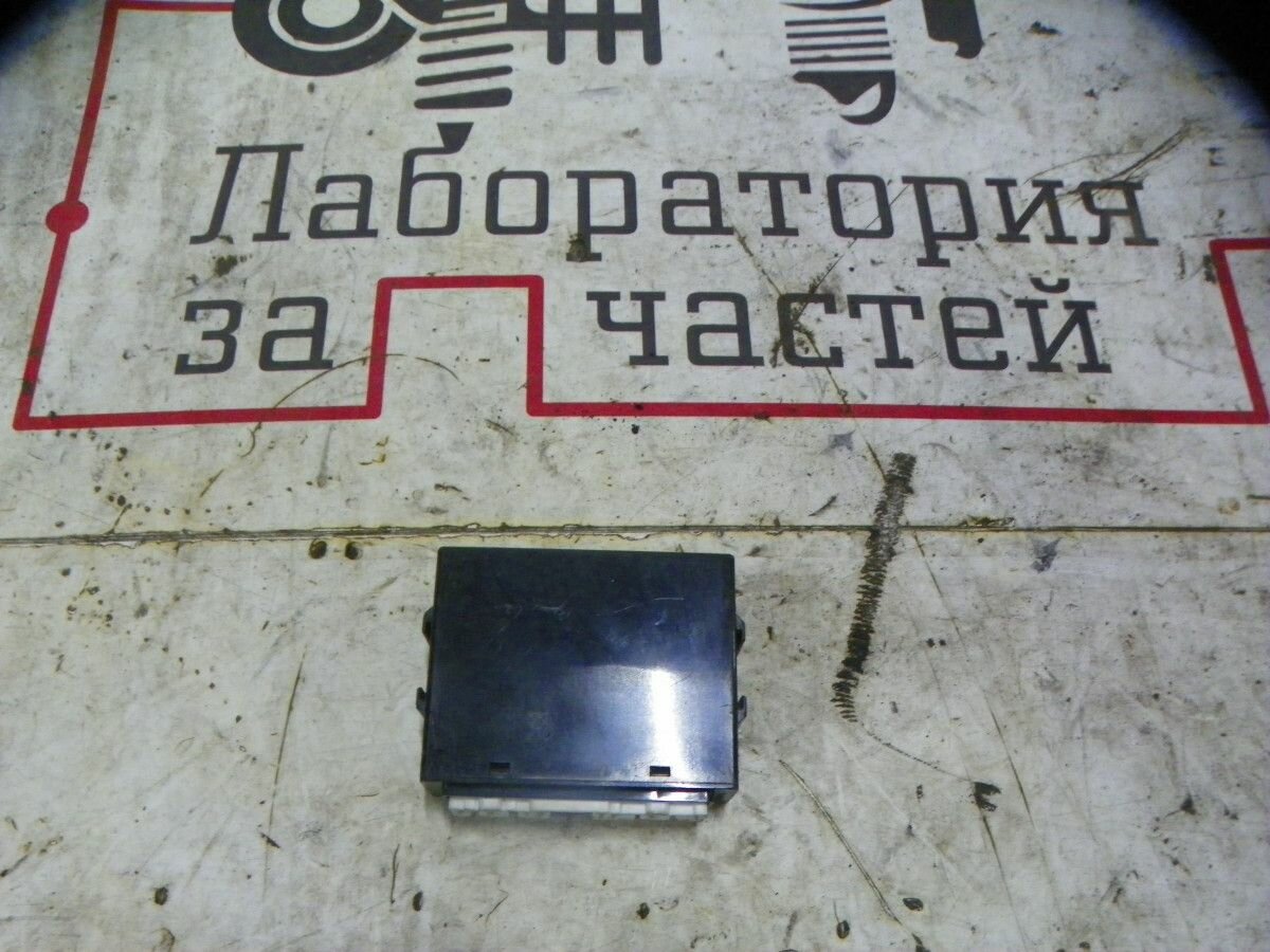 Блок управления центральным замком Mazda CX-7 I (2006—2009) EG23675DZB