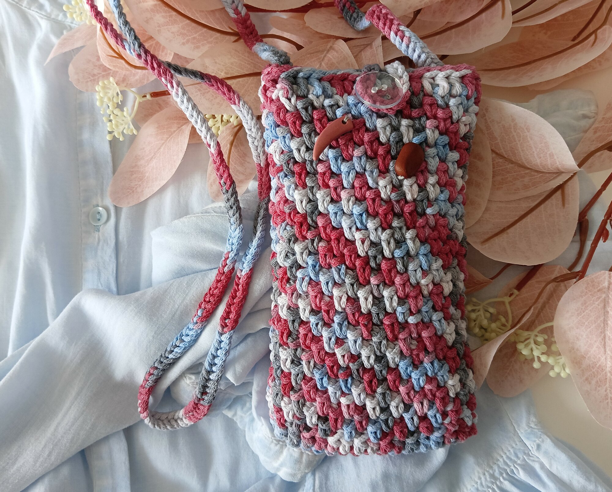 Чехол для смартфона, через плечо, вязанный, с бусинами, хлопок.