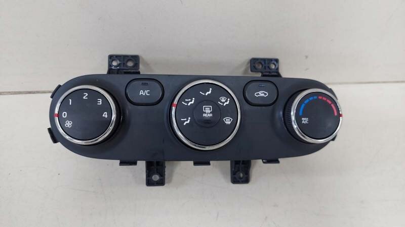 Блок управления отопителем Kia Cerato YD 2013-2020 кат.номер: 97250A7010WK