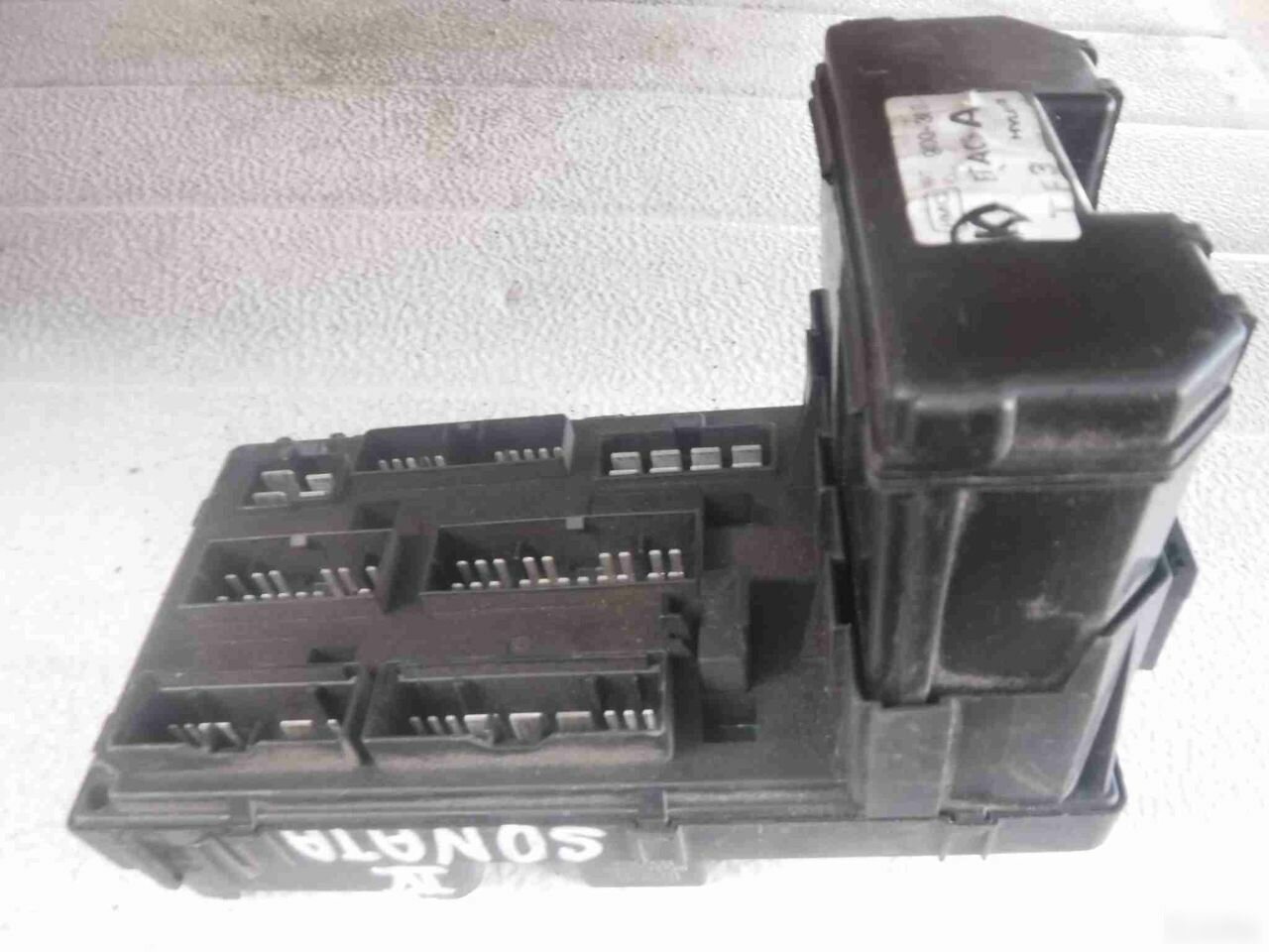 Блок предохранителей Hyundai Sonata IV (1998—2001)