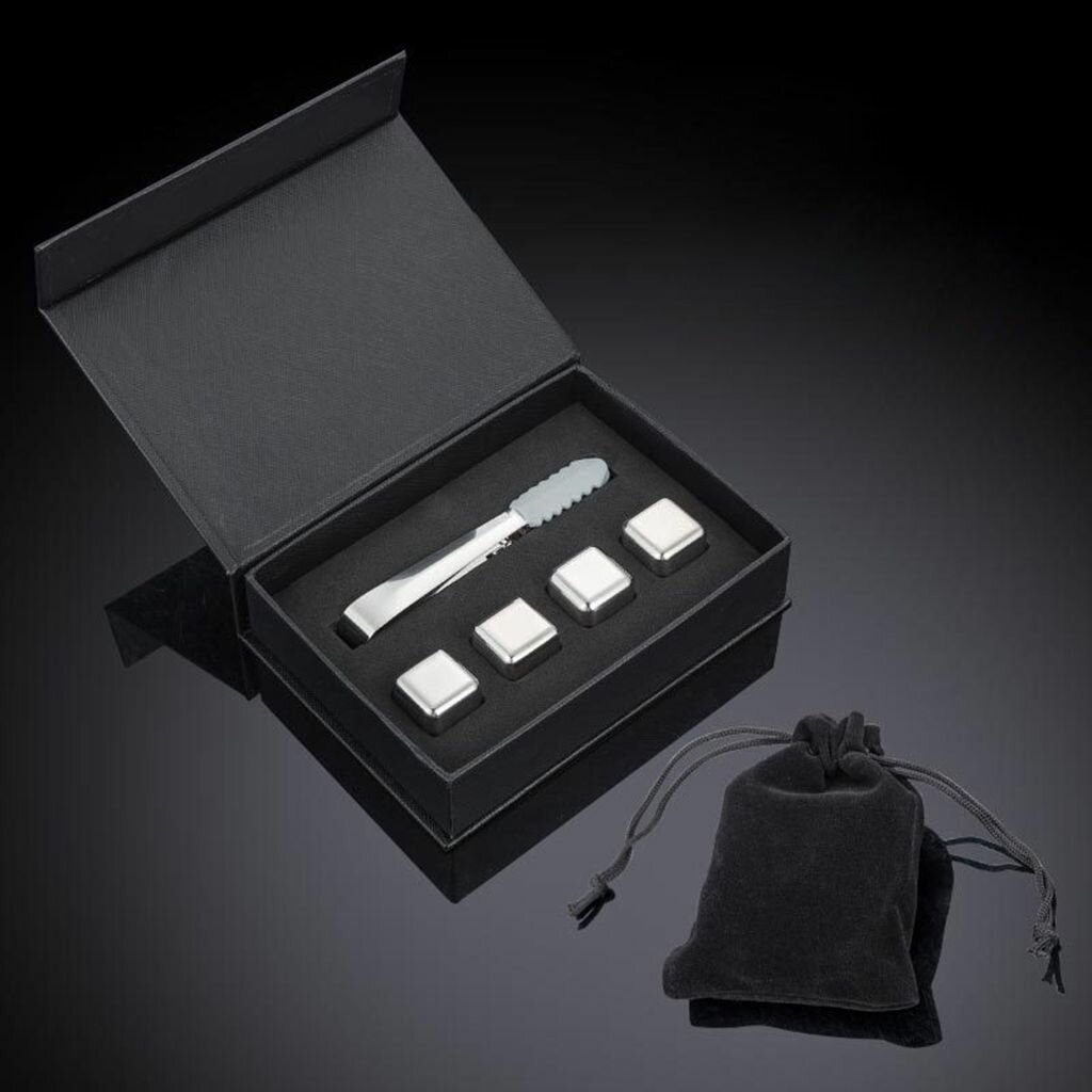 Металлические кубики для охлаждения напитков