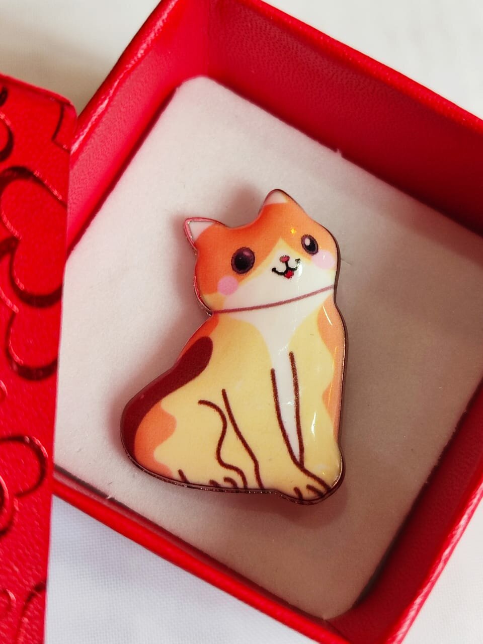 Брошь, эмаль