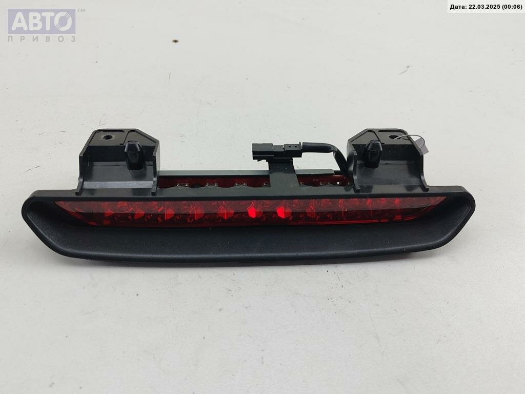 Фонарь стоп-сигнал Chevrolet Orlando