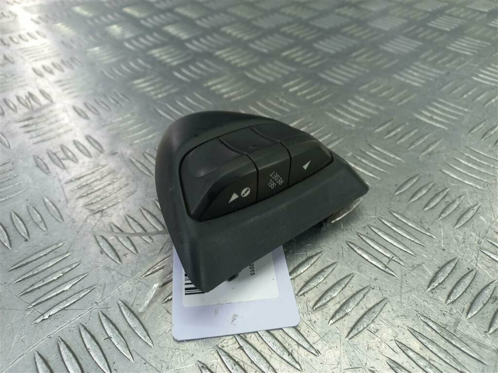 Кнопка Б/У для HONDA CR-V IV (2011—2015) 35875T0A003