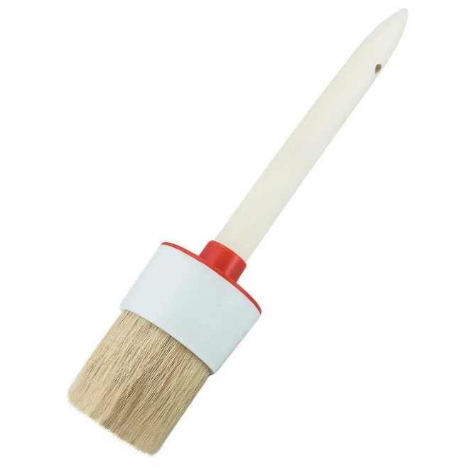 Круглая кисть КР-55 мм пластмассовый корпус светлая натуральная щетина деревянная ручка 00000013986