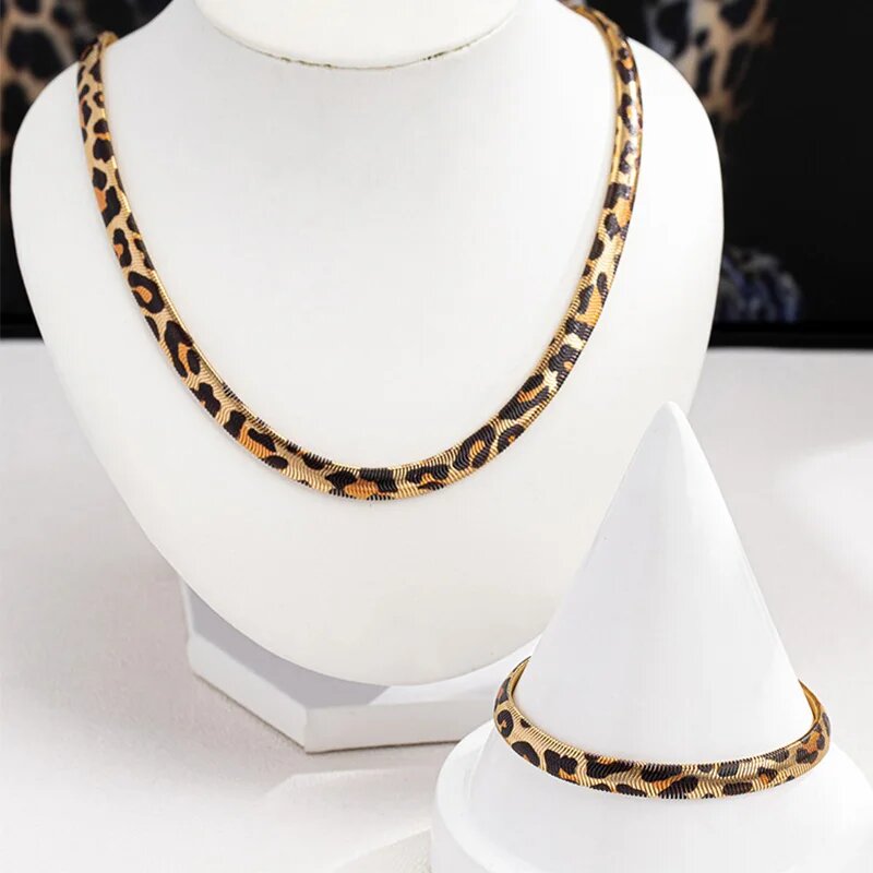 Комплект бижутерии