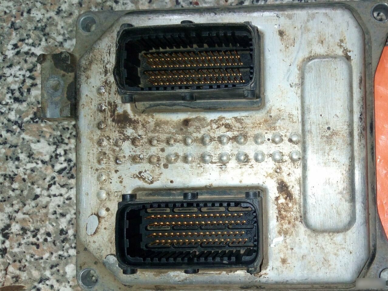 Блок управления двигателем z18xer Opel Vectra C 55355631