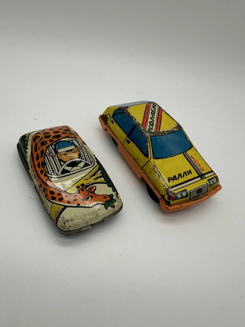 Машинки металл СССР 80 годы винтажные 2 штуки
