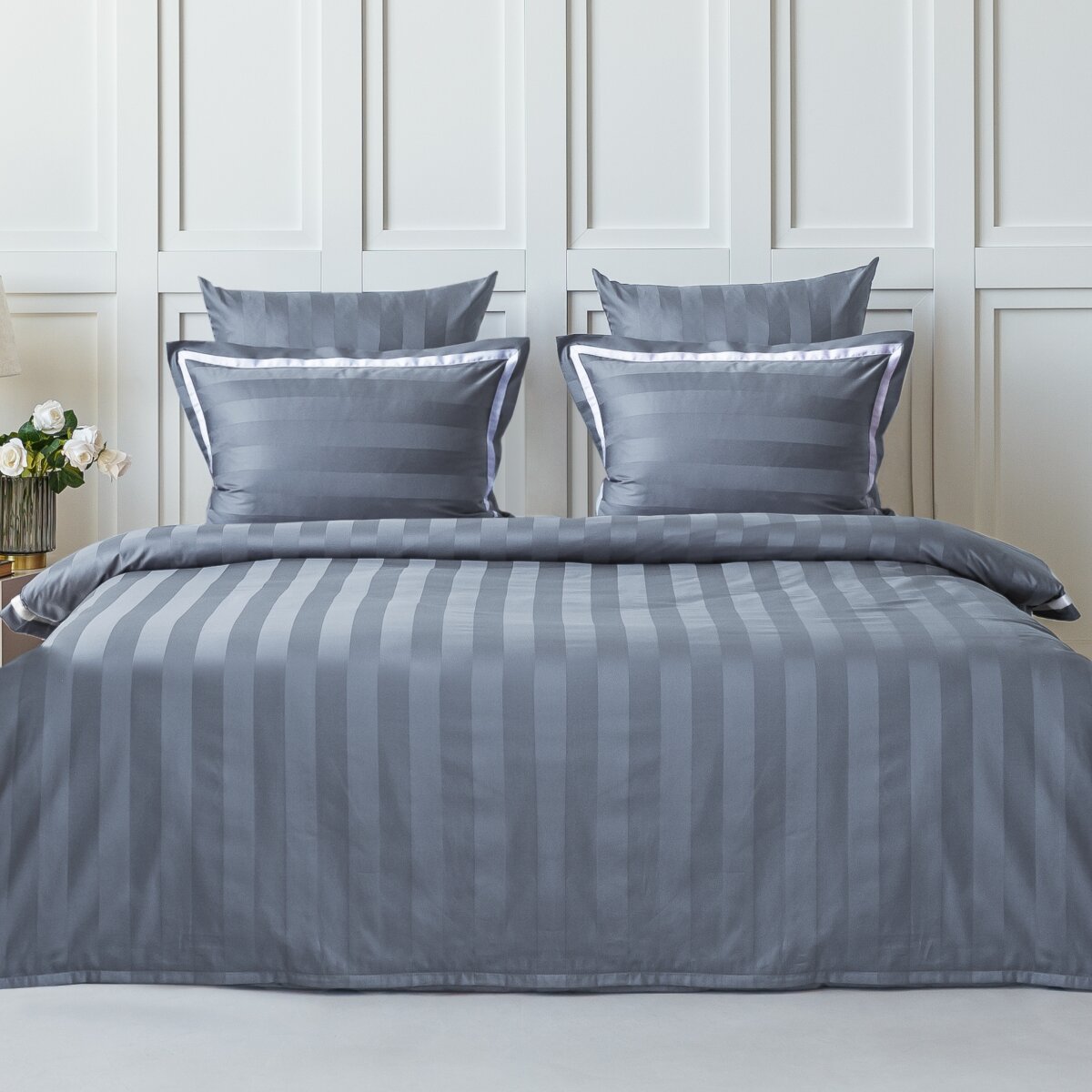 Постельное бельё с простыней на резинке ирис, размер евро (160x200х30)