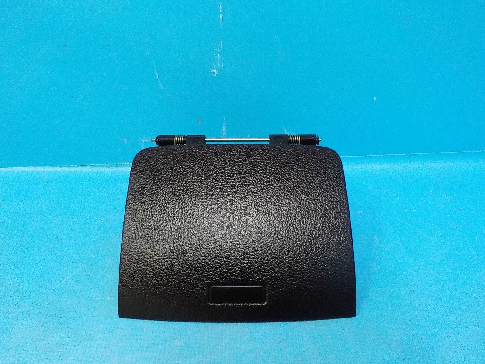 Бардачок верхний VOLKSWAGEN Touareg 2 NF 2010-2018 7P6857922G4A1 - Б/У