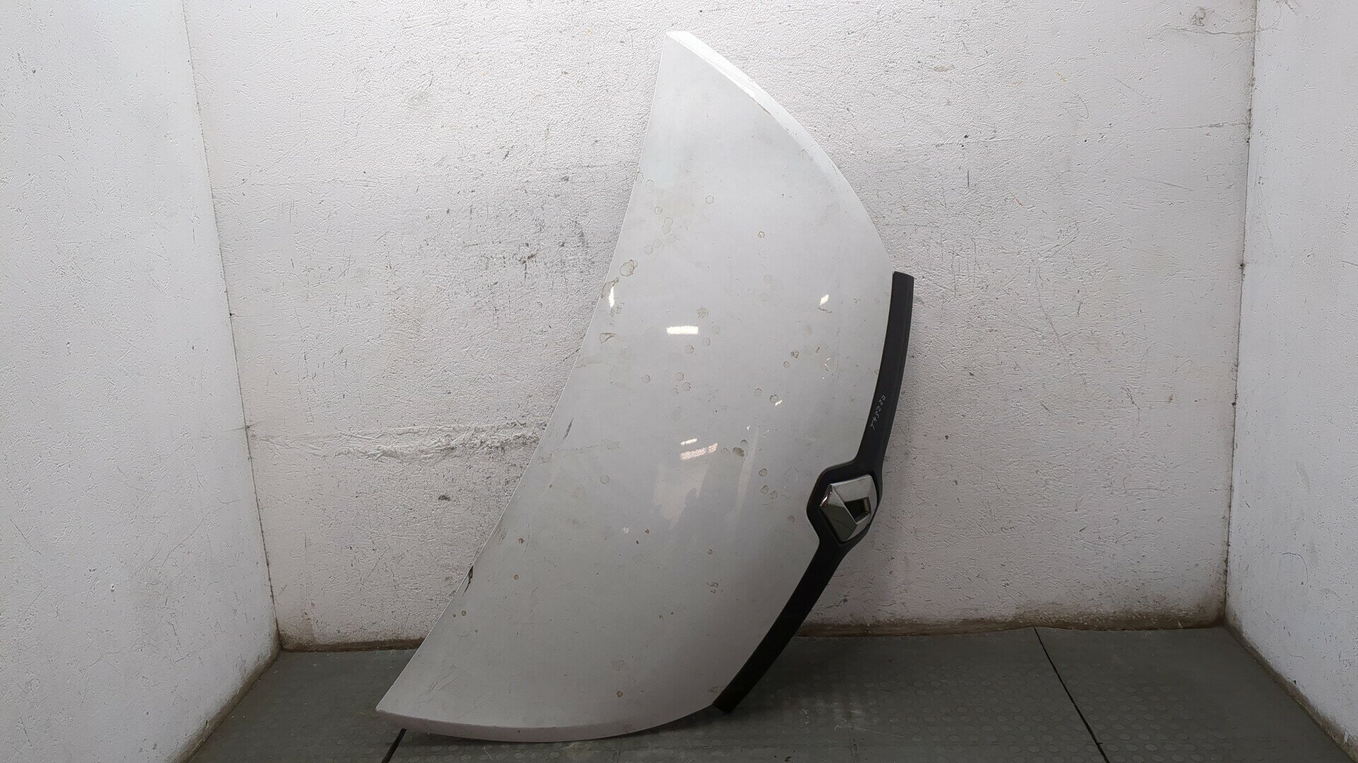 Капот Renault Trafic Б/У