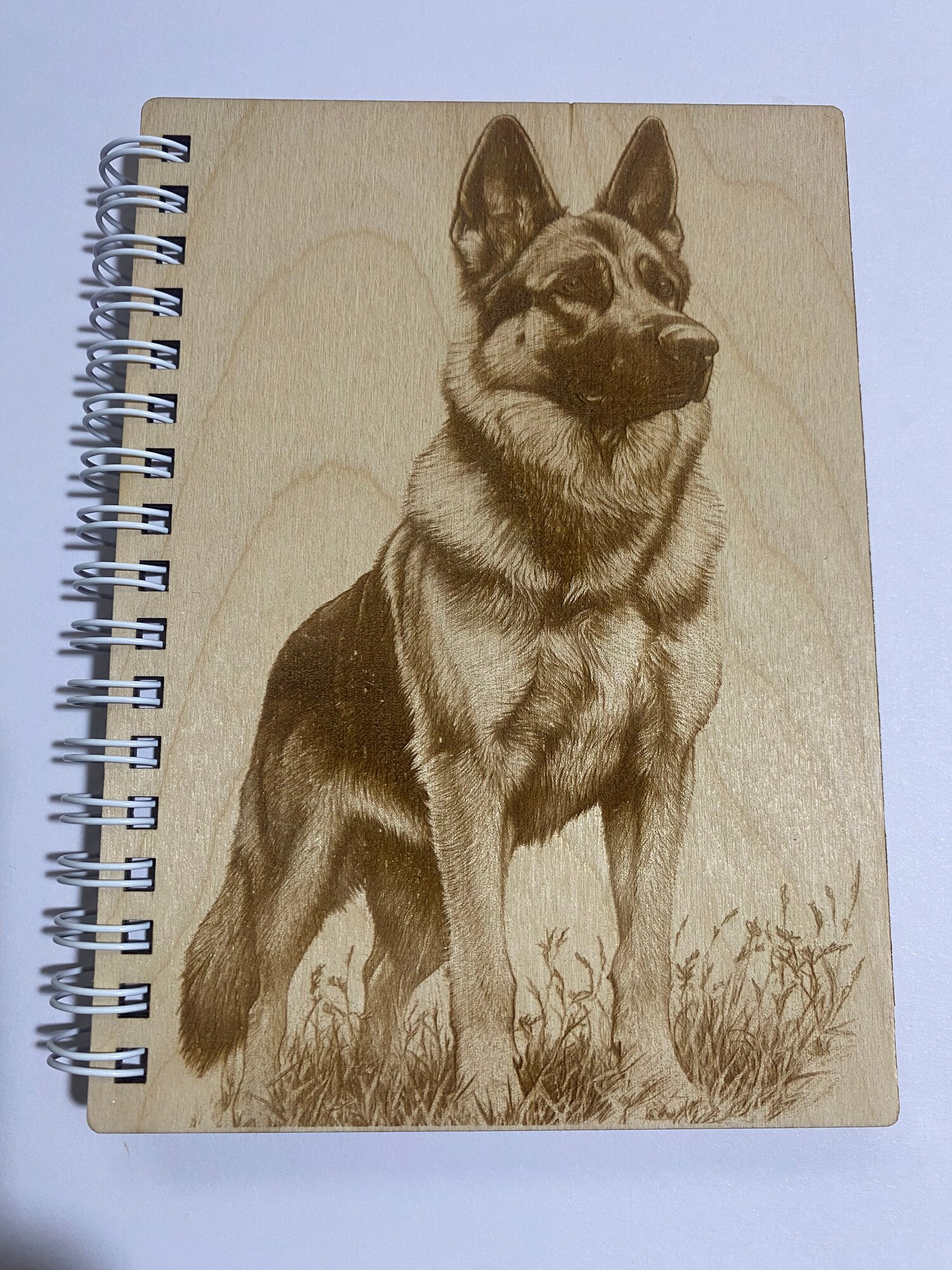 Блокнот с деревянной обложкой на пружине A6 (10.5 × 14.8 см), 50 листов в клетку: