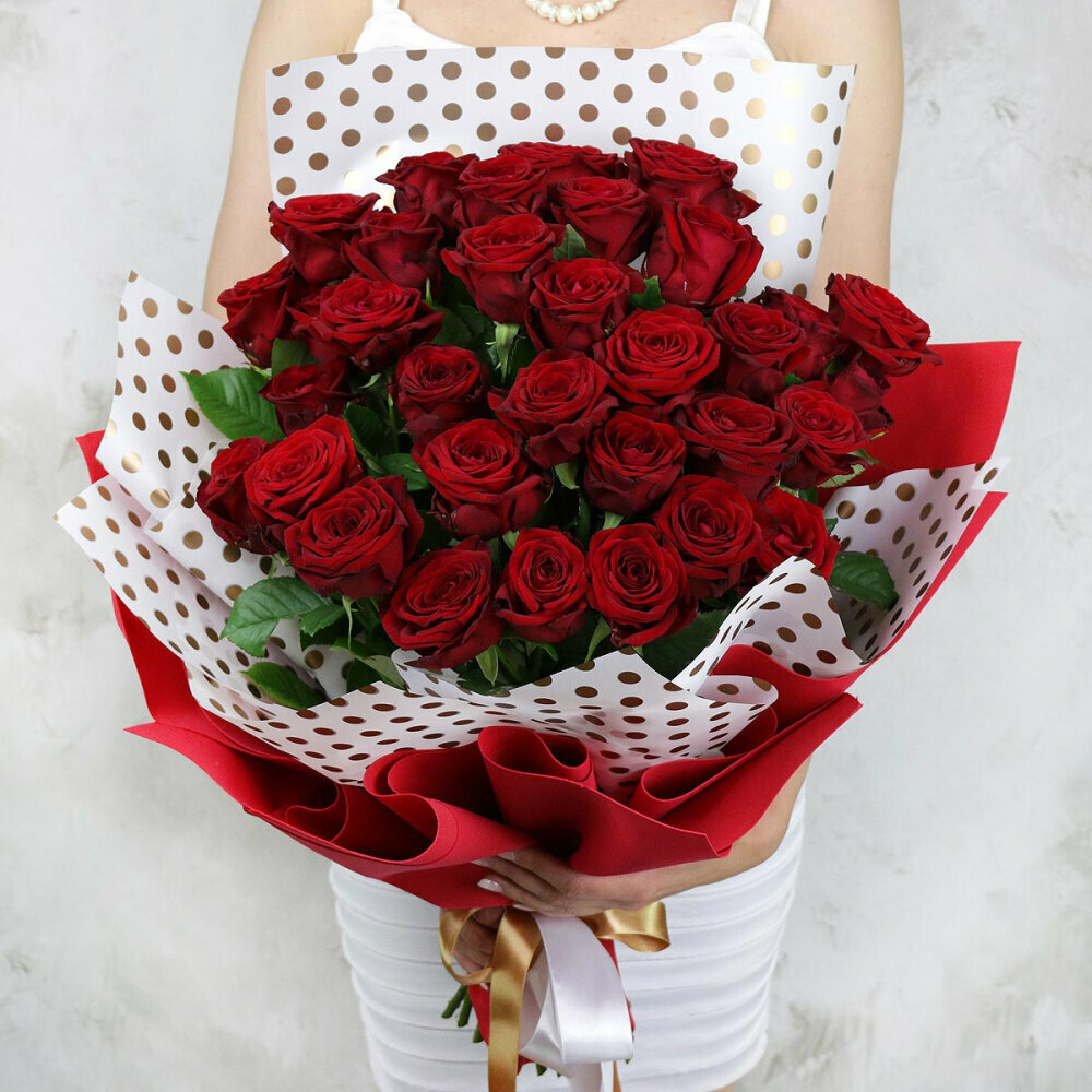 Монобукет Букет Маркет "Красные розы", 33 красные розы, 55см