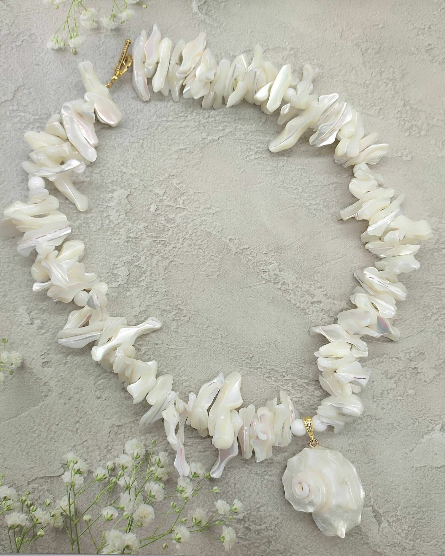 Бусы, перламутр