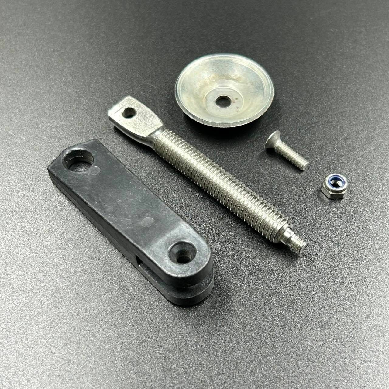 Винт струбцины в сборе Tohatsu (Производитель: PREMARINE), OEM номера: 369S62100-1, 369-06210-5, 369S621001