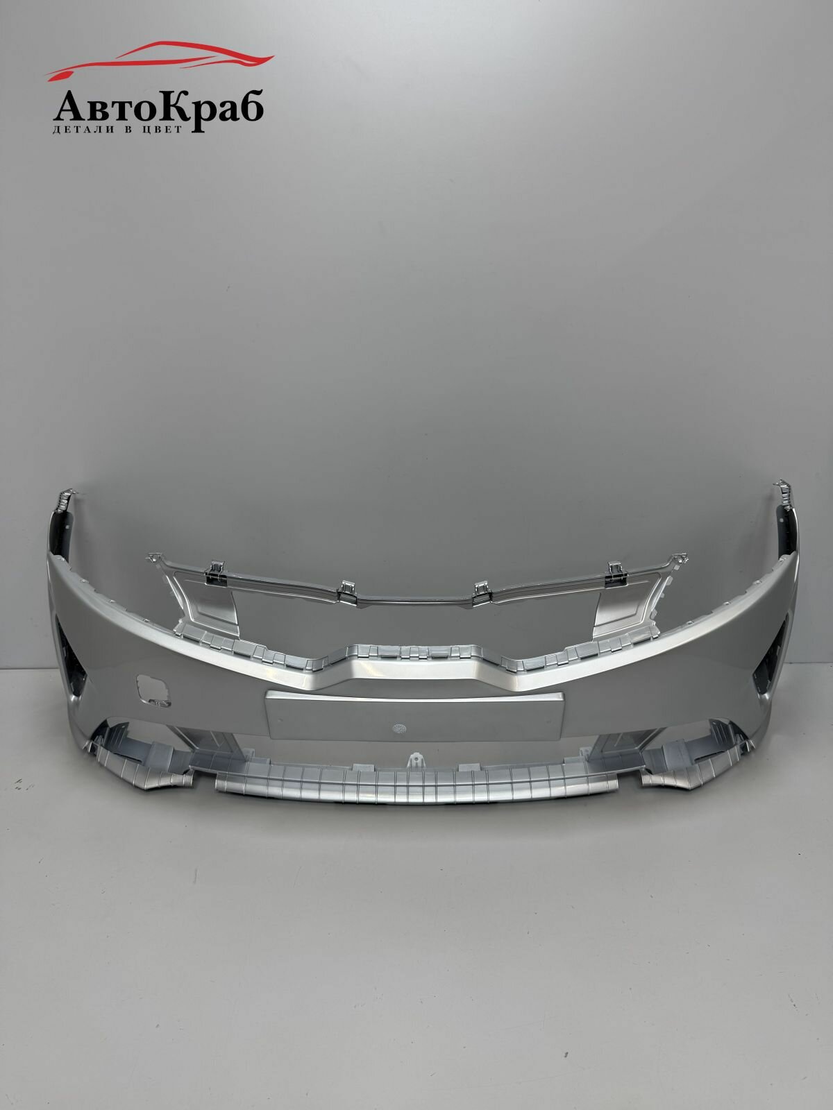 Бампер передний в цвет для Киа Рио 4 рестайлинг 2020 - 2025 г. RHM - серебристый