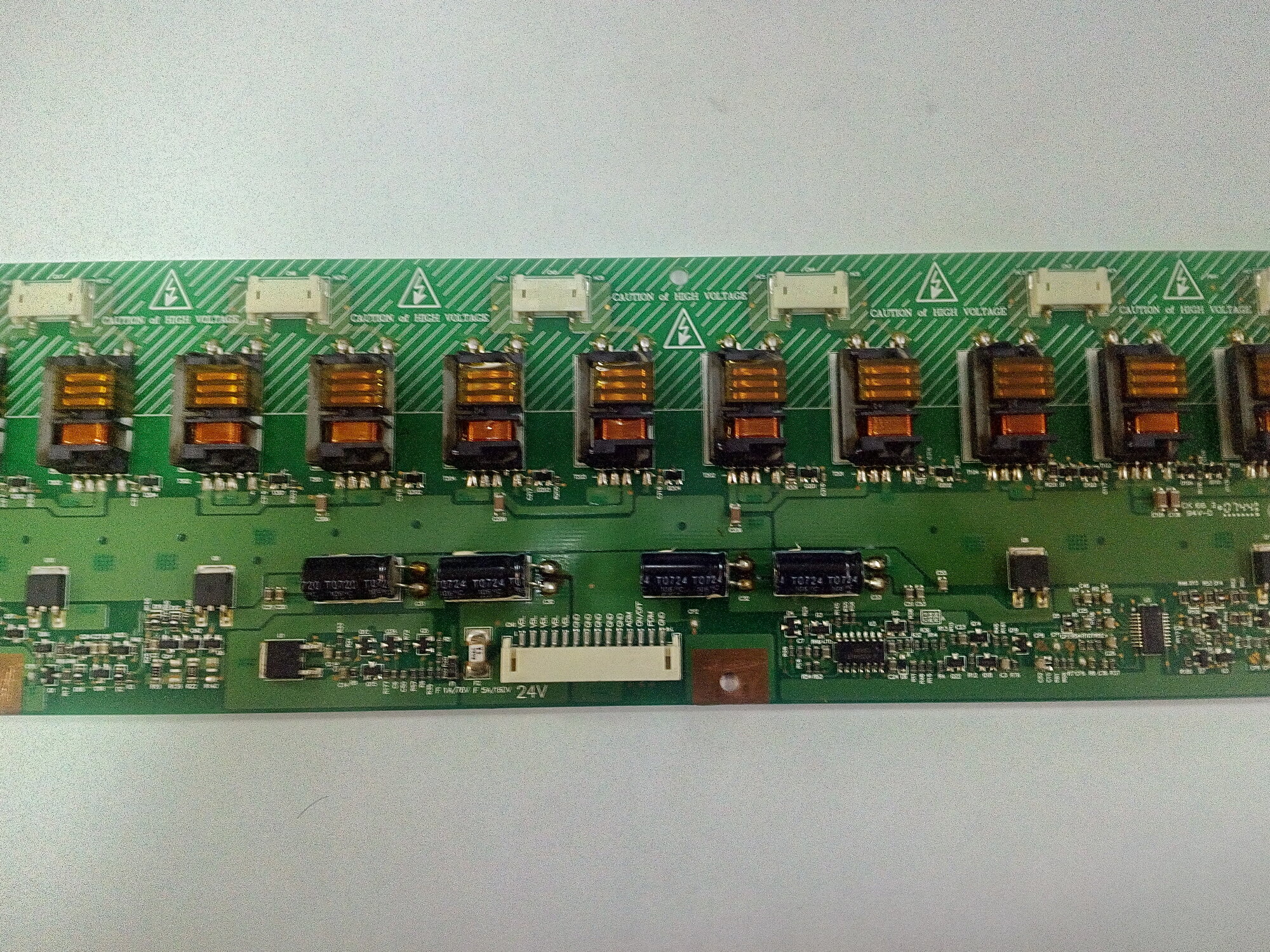 Инвертор (VIT70038.50 Rev3) для Philips 26PFL73322S/60 Б/У с разбора