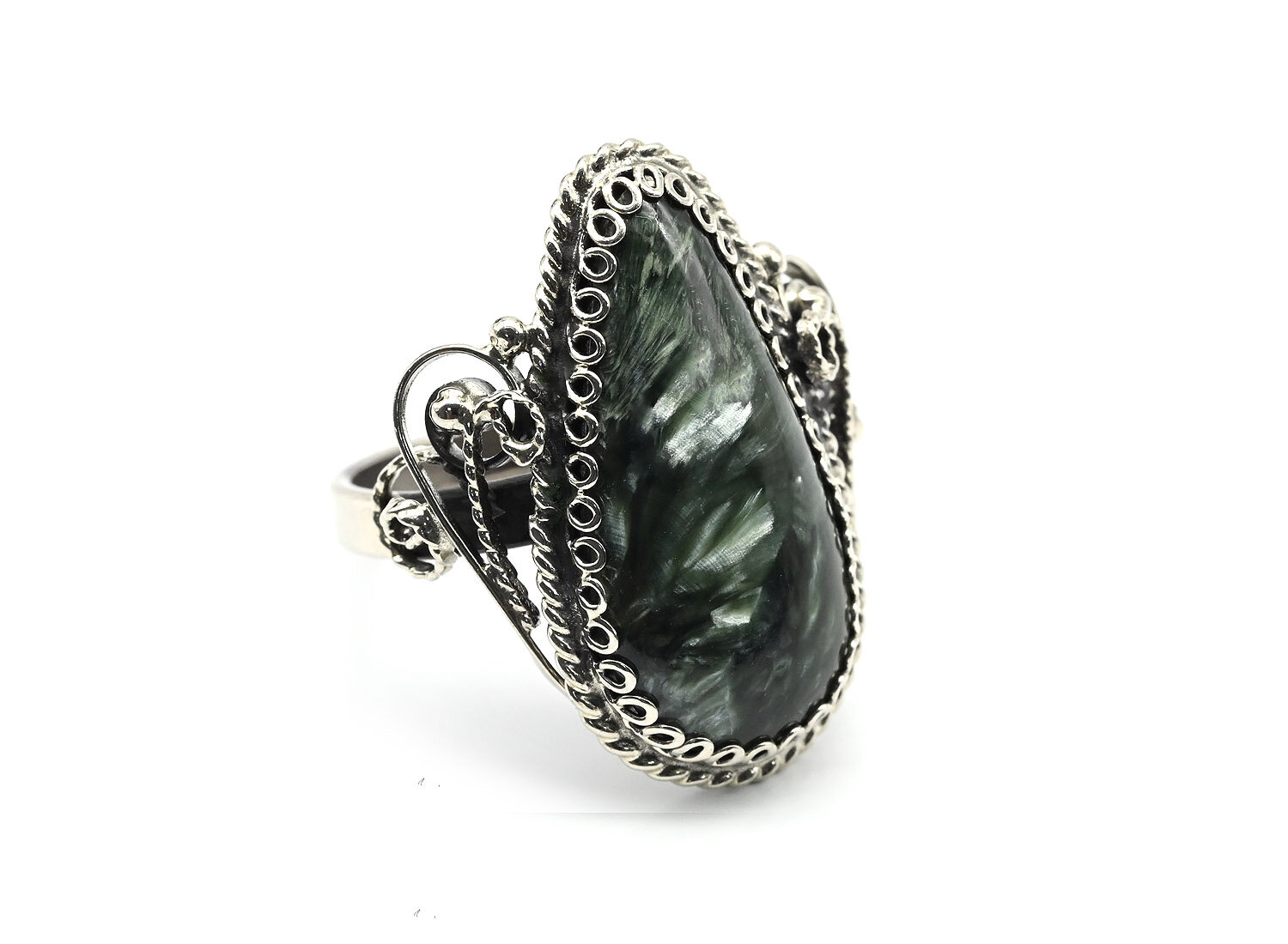 Кольцо, серафинит
