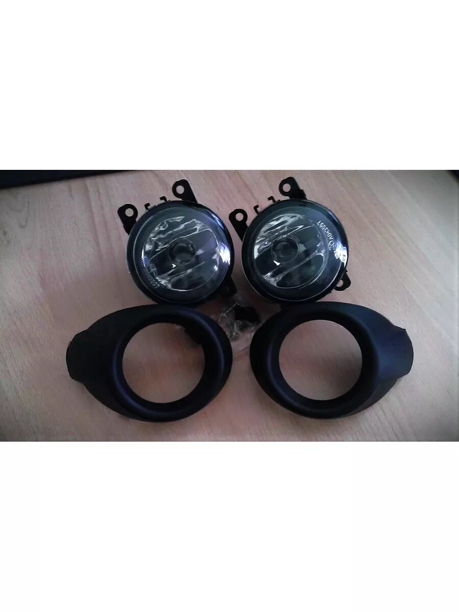 Противотуманные фары с черными накладками ПТФ Форд Фокус 3