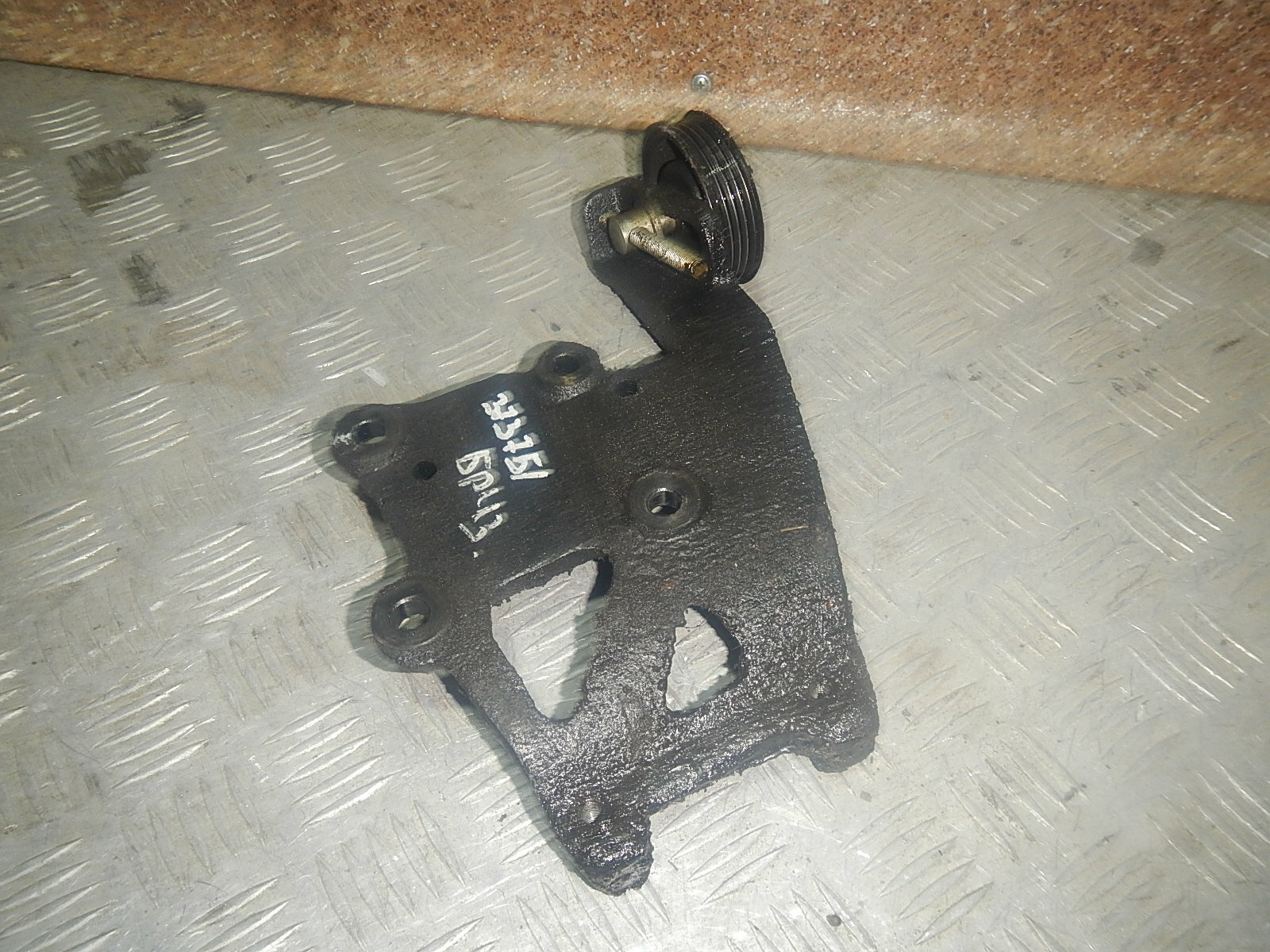 Б/У Кронштейн кондиционера, Lifan (Лифан)-BREEZ (07-) BREEZ (07-14) Без повреждений 373751 LIFAN арт. LF47903