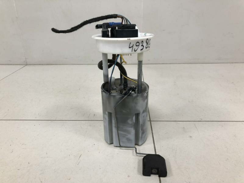 Насос топливный электрический Volkswagen Polo Sed RUS 2011 кат.номер: 6RU919051