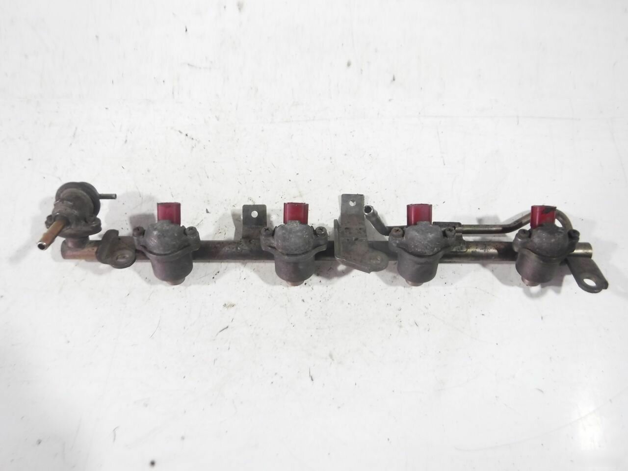 Форсунка инжекторная электрическая Nissan R Nessa I (1997—2001) 1660010Y01