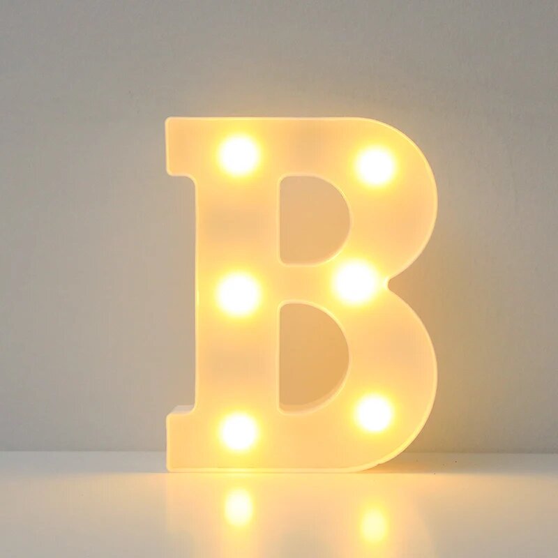 Светящаяся буква B LED, 16 см, светло-желтый