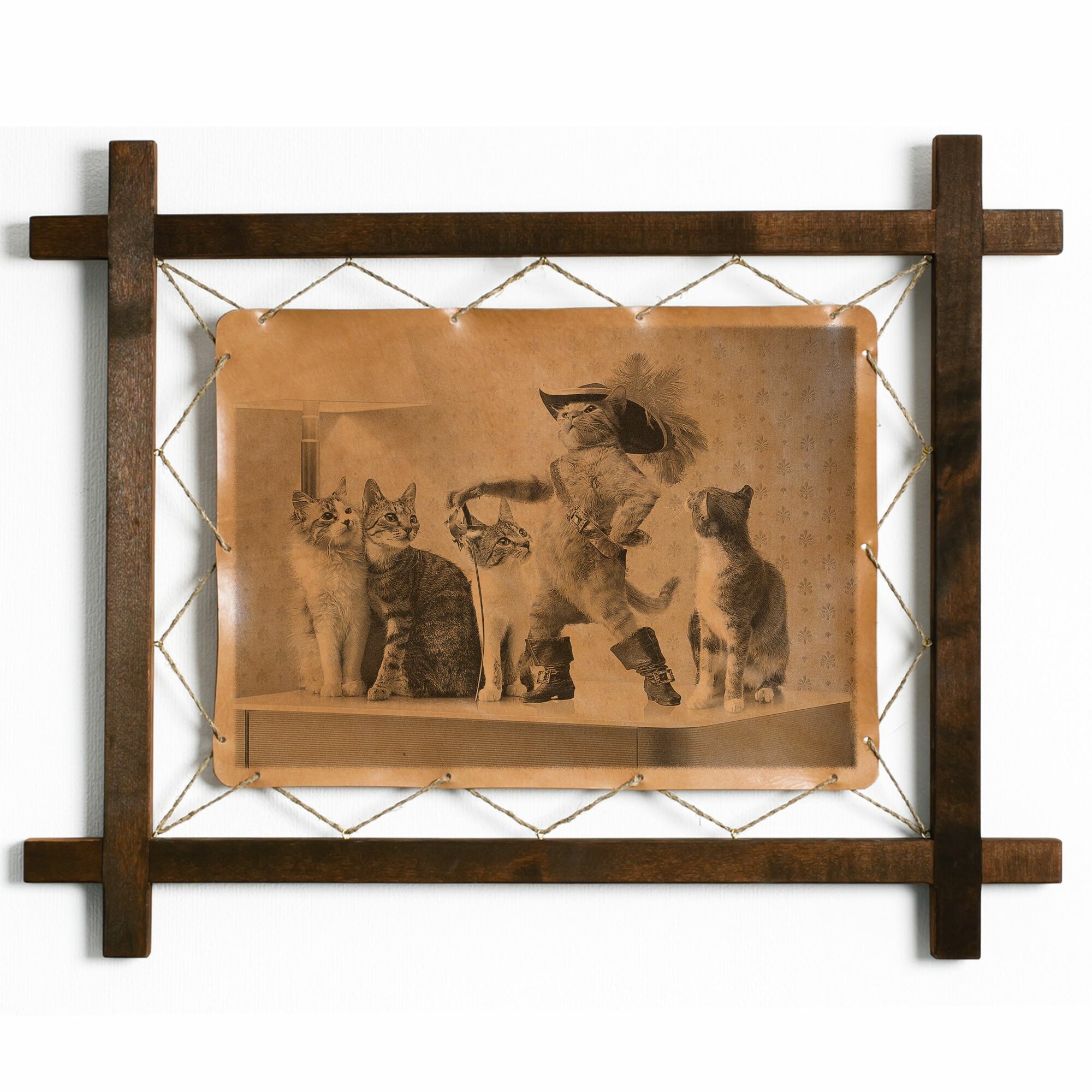 Картина интерьерная из кожи "Кот в сапогах", BoomGift