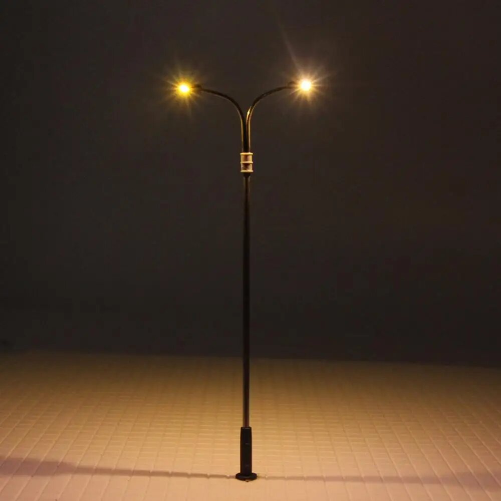 Уличный фонарь 1:87 Evemodel, Warm White