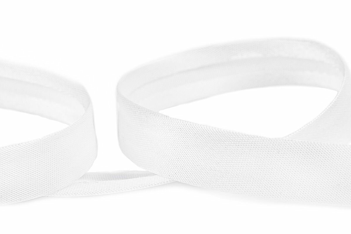 Косая бейка атлас "BLITZ" BKE-15P 14 - 15 мм 132 м 1 м белый №001