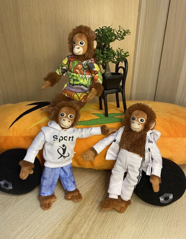 Обезьяна Икеа. Арт. 604.028.48. Спортсмен в одежде .