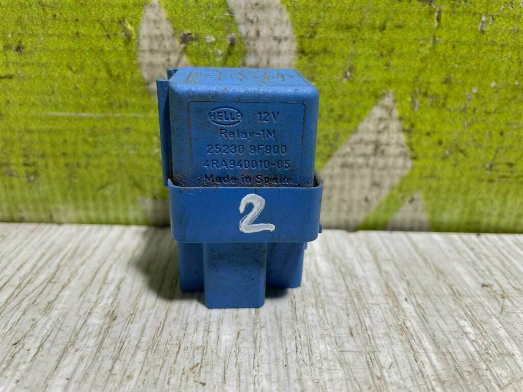 Реле Nissan Primera P11 96-02