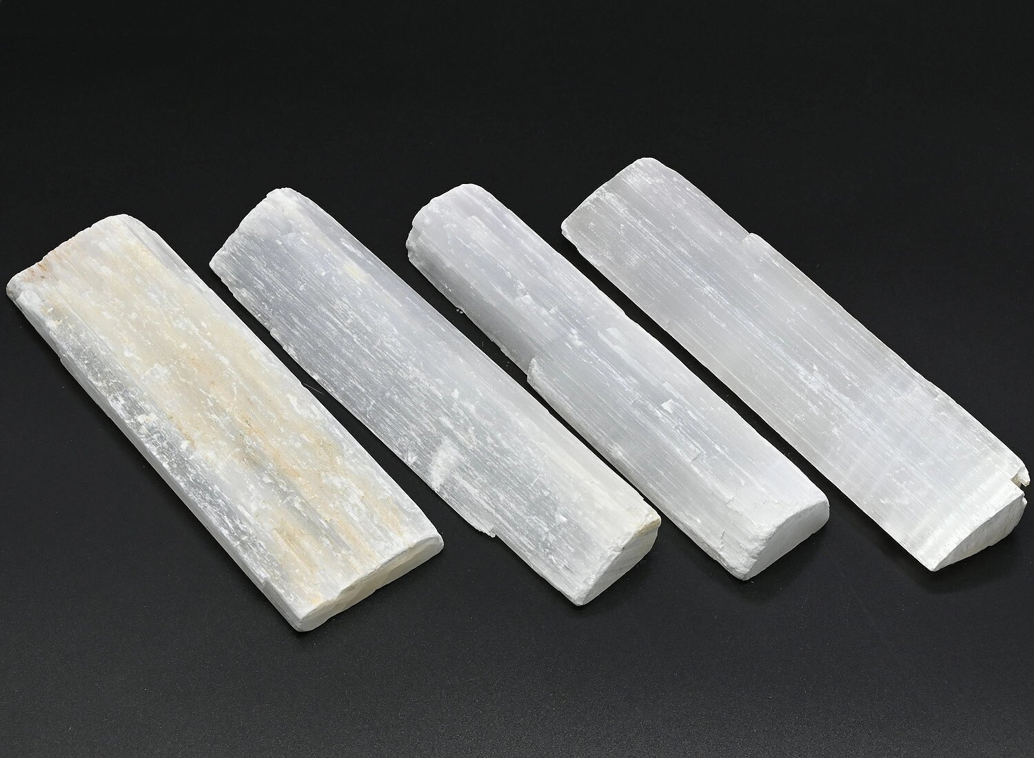 Минерал селенит палочка 160*36*20мм, 150-165г .