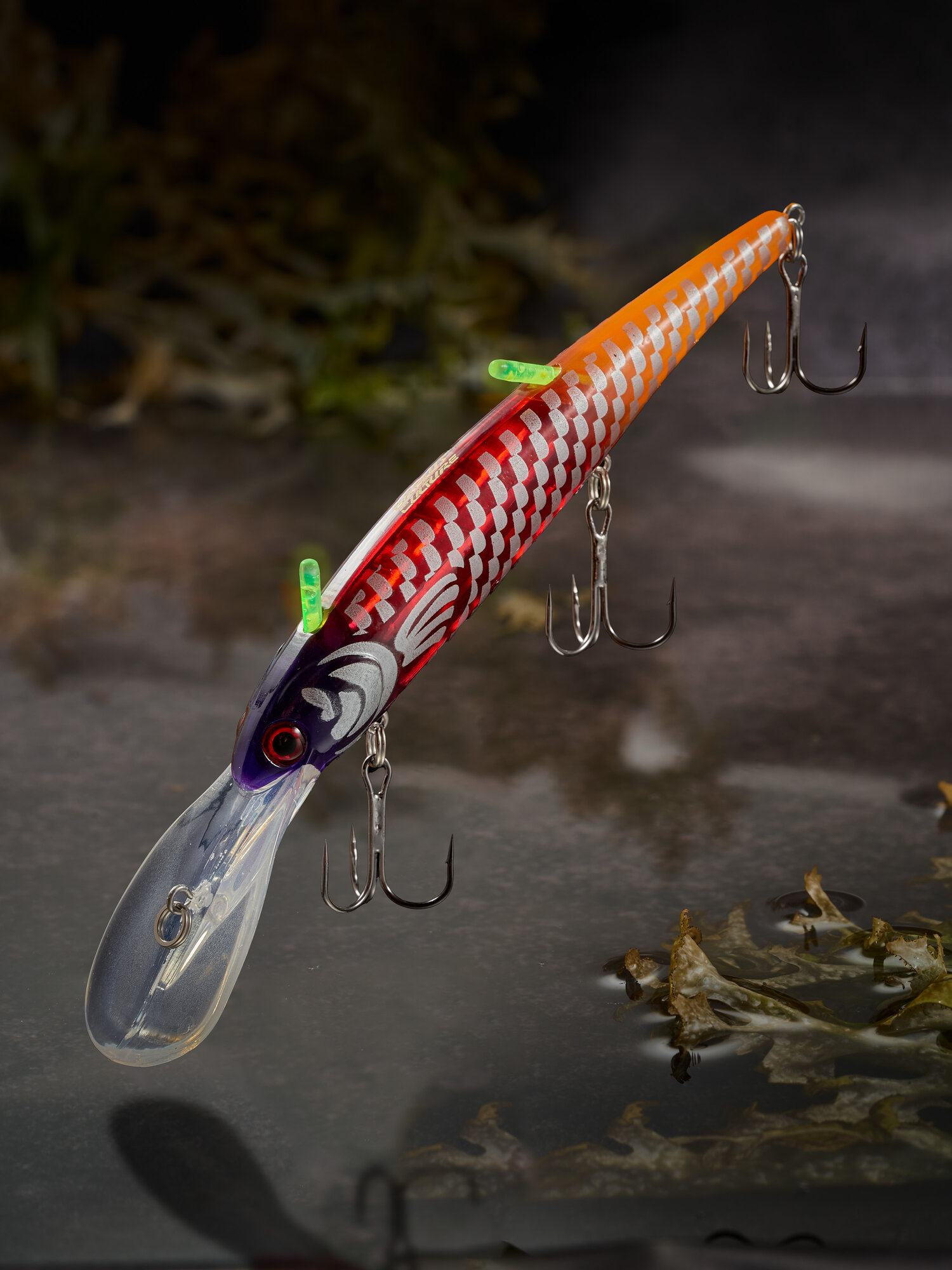 Светящийся Воблер шумовой Bandits (Minnow) 12 см, 21 гр цвет C06 / для троллинга и спиннинговой ловли