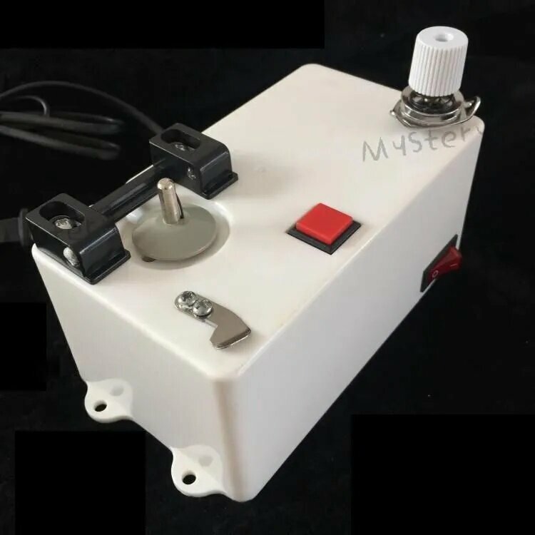 Прялка электрическая Chrouns IS00044 белая, интеллектуальная обмотка, диаметр шпульки до 3,5 см