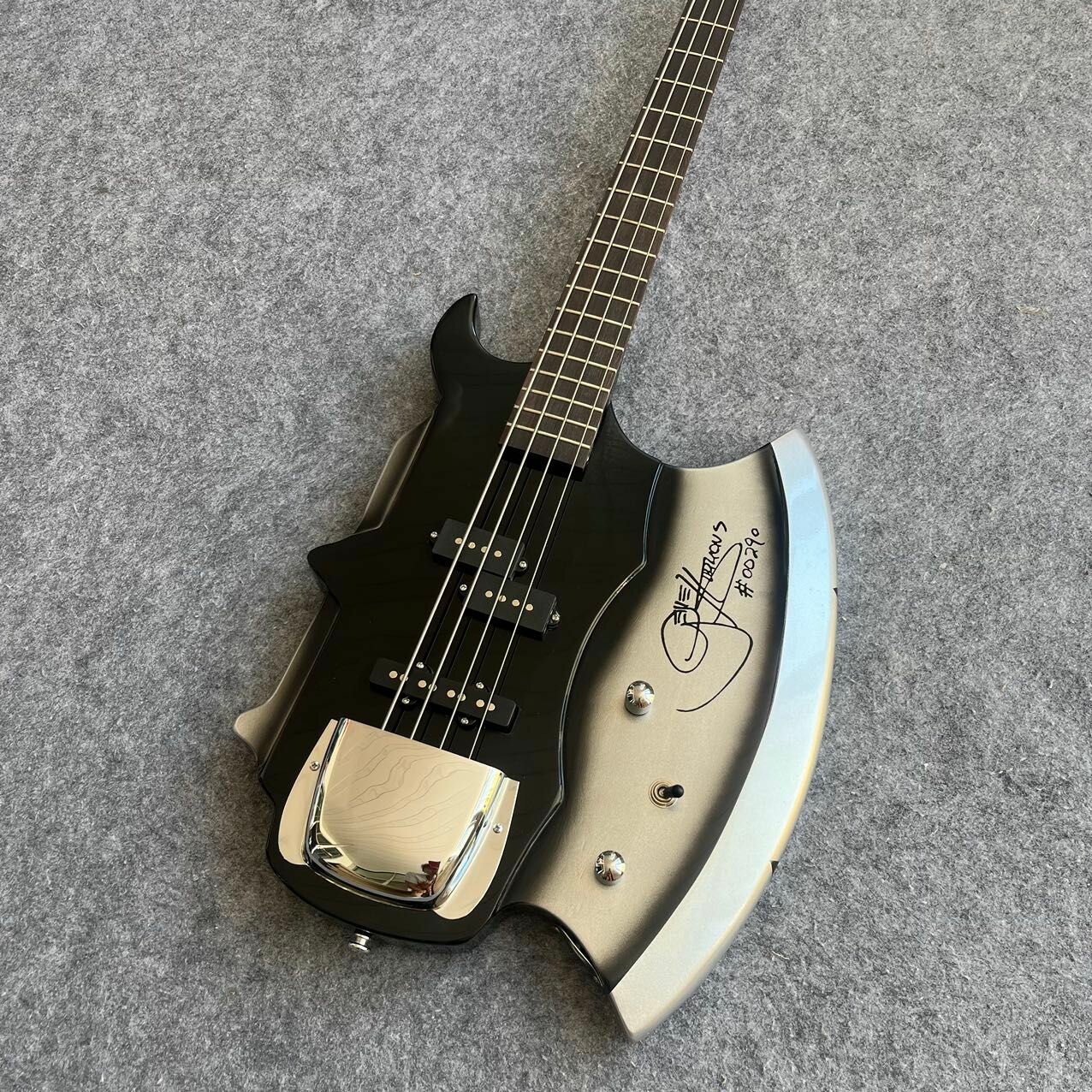 Струнный инструмент — фото 1