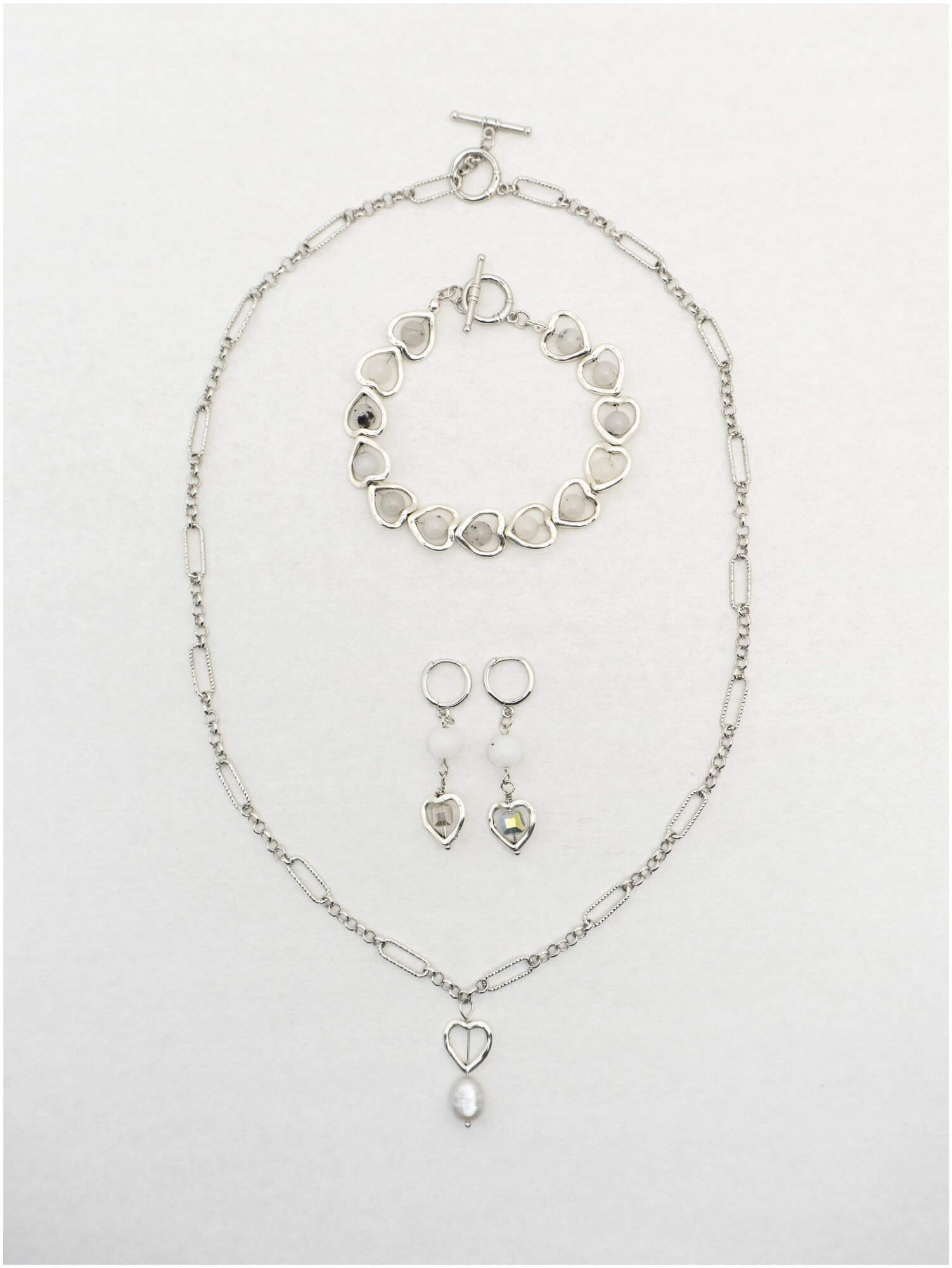 Комплект бижутерии: цепь, серьги, браслет, халцедон